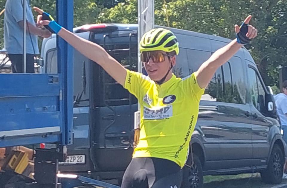 16-jarige Nederlander bij Belgische ploeg ontdekt zich als ronderenner ...