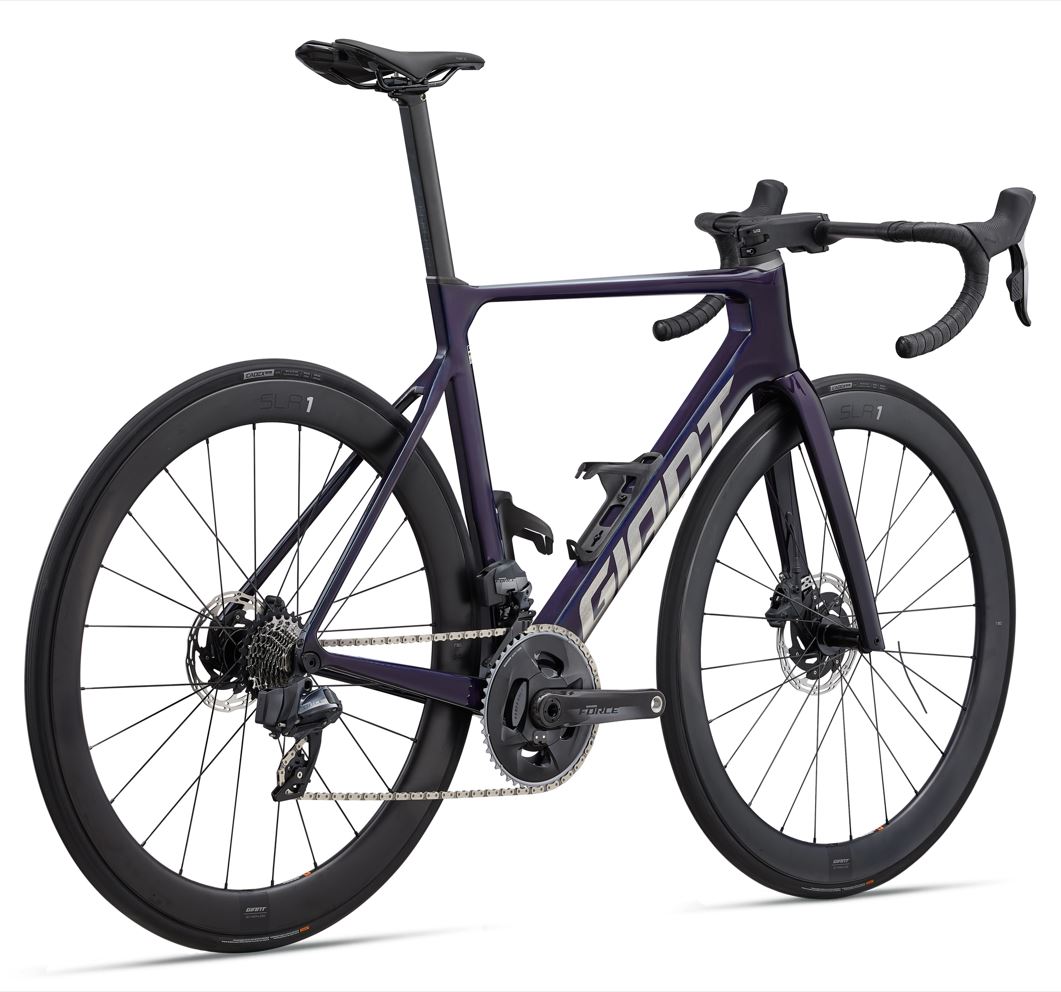 Propel Advanced Pro 0 AXS studio - WielerVerhaal