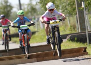 West-Vlaming maakt onverhoopt succes van MTB Streetrace Series: "Willen ...